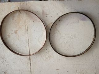 Vetro rotondo con cornici in Ottone brunito