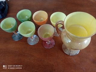 Brocca con sei calici