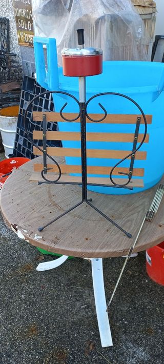 VECCHIO PORTARIVISTE E POSACENERE