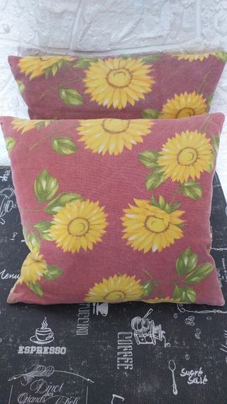 Copricuscini fiorati