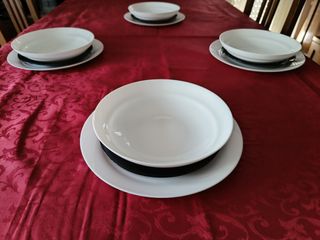 Set servizio piatti pezzi 12 da 4 bianco e nero