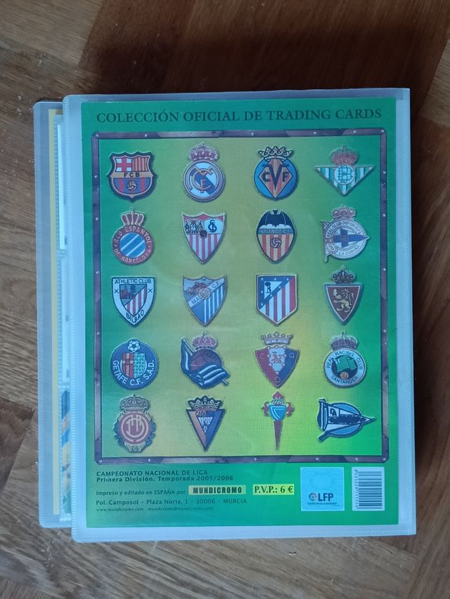 Album las fichas de La Liga 2005 2006 de segunda mano por 15 EUR en Cabueñes en WALLAPOP