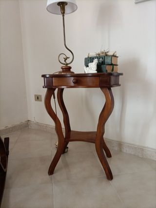 Tavolino in arte povera