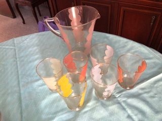 bicchieri e caraffa varie