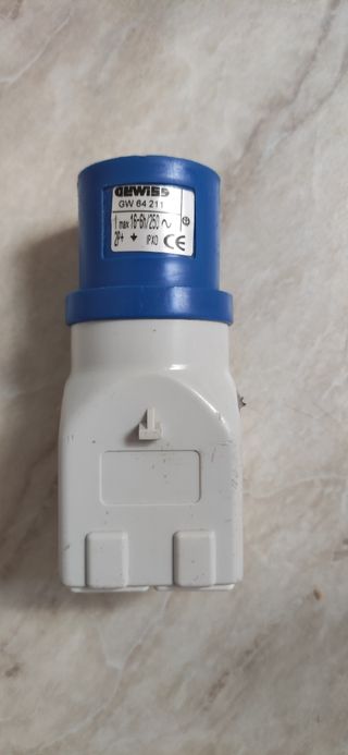 Adattatore da industriale a civile