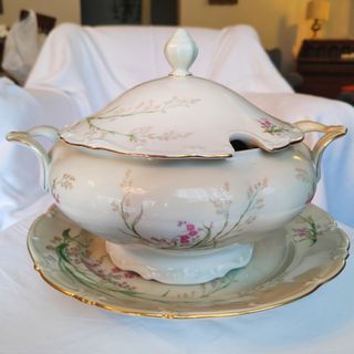 Zuppiera vintage floreale