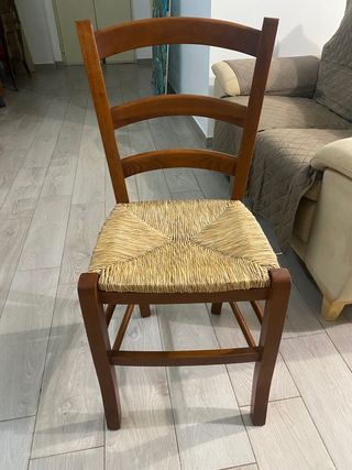 sedie con seduta in paglia