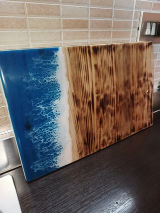 Tagliere in resina effetto oceano