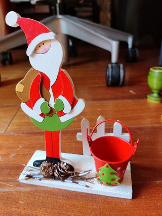 Babbo Natale in legno dipinto