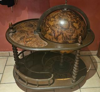 Mappamondo bar antico