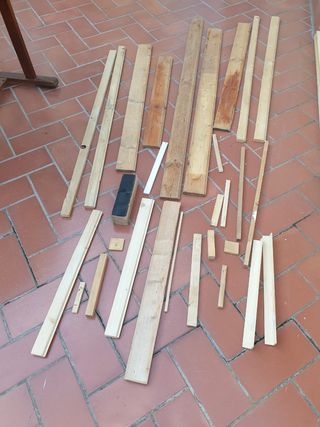 Ritagli di legno di pino varie