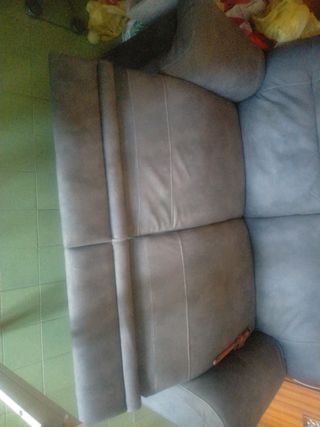 Divano posti due allungabile più due la