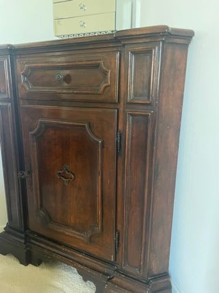 vecchio mobile ad Angolo vendo