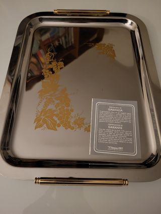 Vassoio con decorazioni in oro 24k