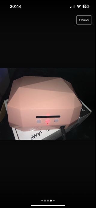 Lampada Uv per unghie gel e semipermanente