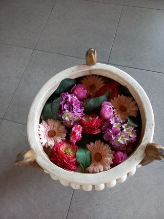 Tavolino con vetro x arredo