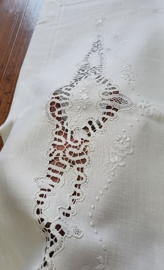 Lenzuolo p.lino ricamo a mano e Cantù vintage