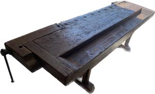 vecchio tavolo da falegname