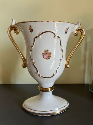 Vaso di Porcellana bianca e dorata