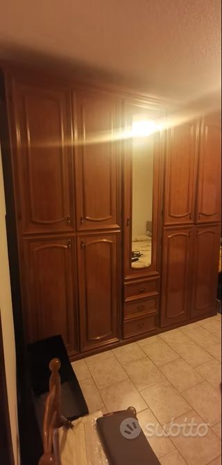 ARMADIO, SETTIMANALE E COMODINI