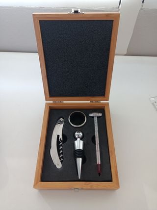Set accessori per vino