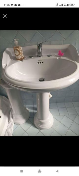 Lavandino firmato stile inglese