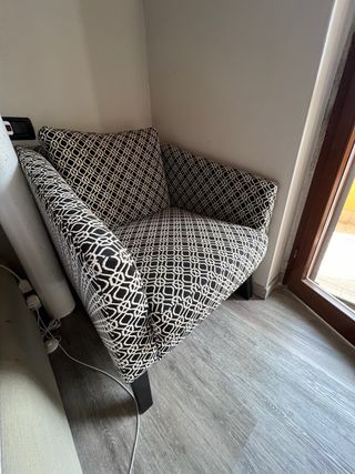 POLTRONA BLACK AND WHITE