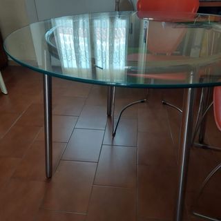 Tavolo Rotondo in Vetro