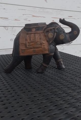 Elefante in legno