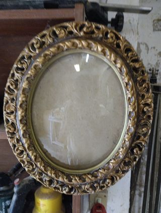 Cornice dorata