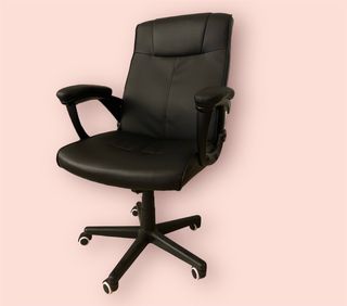 sedia ufficio in simil pelle nera