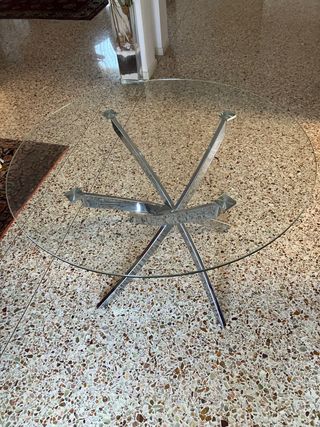 Tavolo in vetro + sedie ( usato)