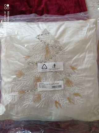 Cuscino ricamato Blanc Mariclò