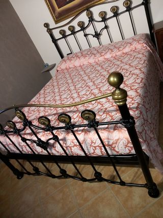 Struttura letto ferro battuto e ottone