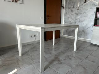 tavolo allungabile+ 4 sedie