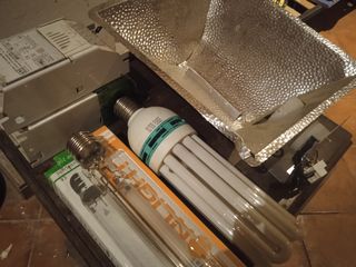 Impianto luce per coltivazione indoor