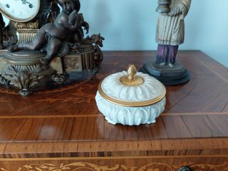 Villari Montesquieu Trinket box