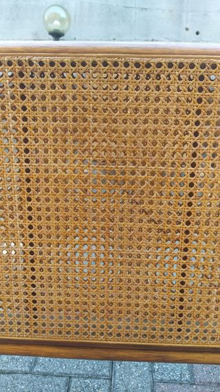 Coppia strutture letto rattan + comodino