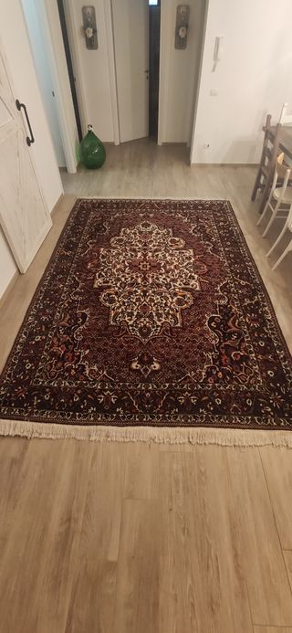Bellissimo tappeto persiano
