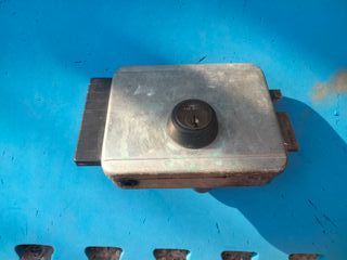 Elettroserratura VIRO 24Volt usata sx 50 cm/65 cm