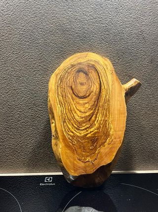 Tagliere in ulivo 27x16x2cm