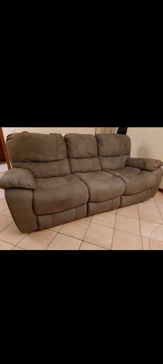 Divano 3 posti con recliner