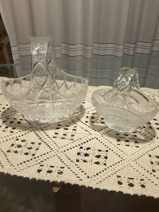 Coppia di cestini in cristallo