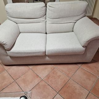 Divano 2 posti Poltrone e Sofà