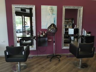 Vendesi arredo da parrucchiere