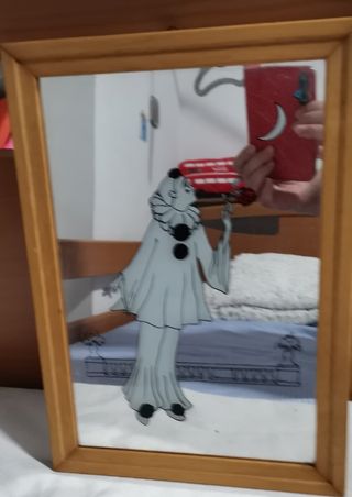 Tre quadri specchio con serigrafie