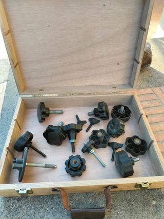 Cassetta attrezzi e viti rapide