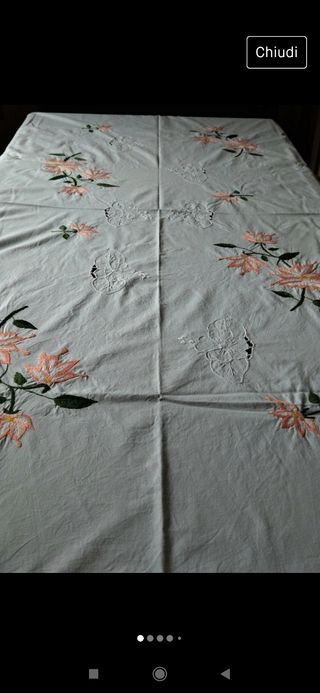 Bellissima tovaglia vintage con 🌺