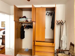 camera da letto matrimoniale in legno