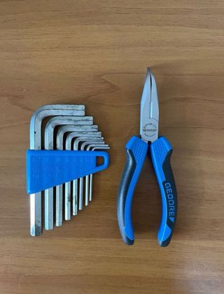 Pinza Spogliarellista e chiavini esagonali Gedore